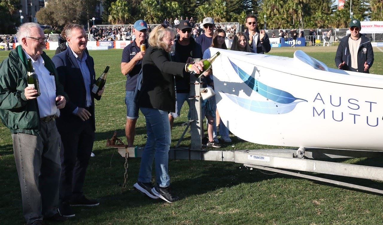 Australian Mutual Bank proudly supporting Coogee Surf Club