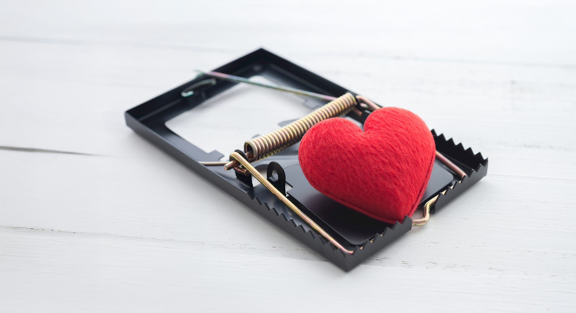 How to spot and recognise romance scams | Australian Mutual Bank